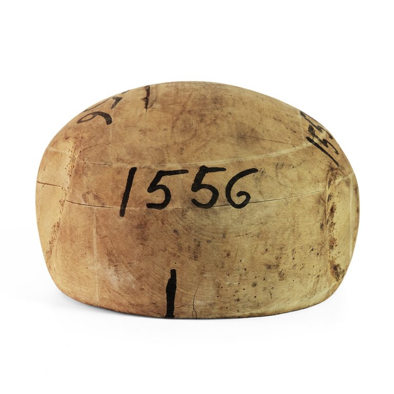 Hat Block No.200 Round Beret with Dimples – Hat Block Library